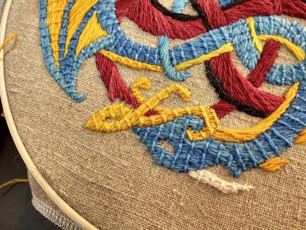Wool Embroidery, Bayeux Stitch Dragon | Lessonface