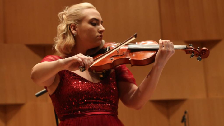 Laura Llozi | Lessonface