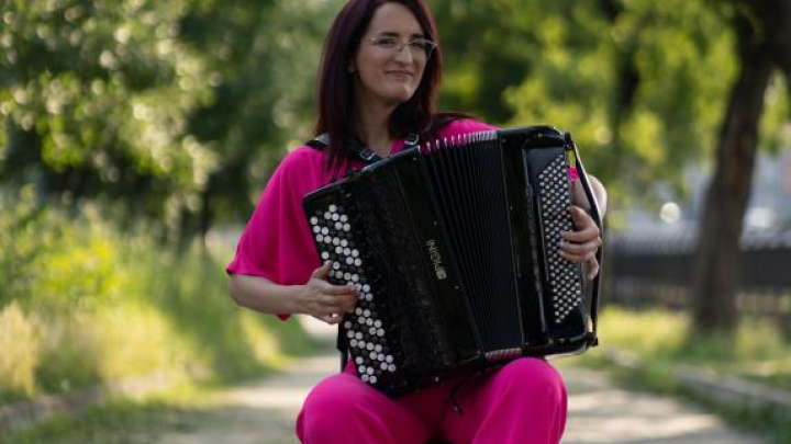 MILENA RADOVIC | Lessonface