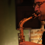 Acoustic Guitar Lessons | Acoustic Guitar Teachers & Tutors Online | www.lessonface.com