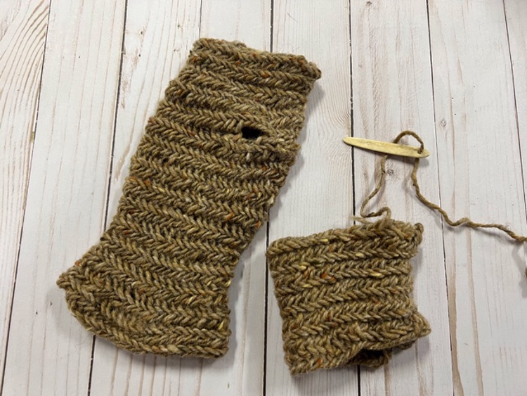 Beginning Nalbinding: Learning the Mammon Stitch and Creating Open ...