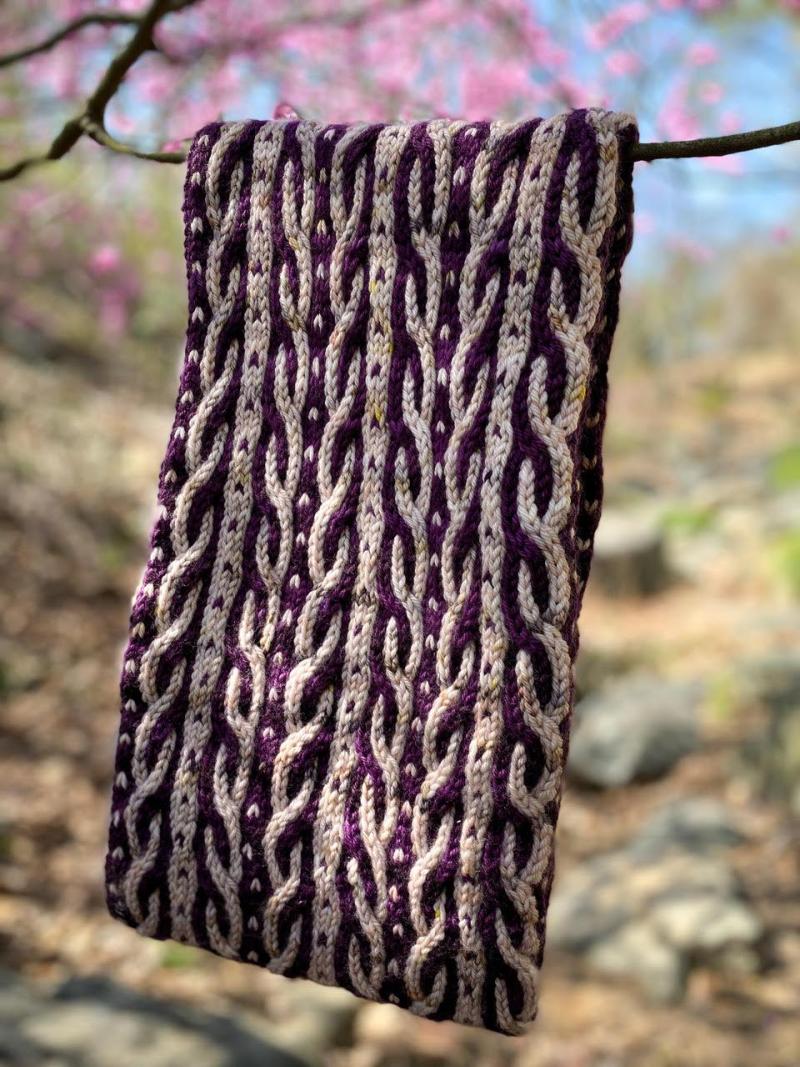 2-Color Cables with Tanis Gray | Lessonface